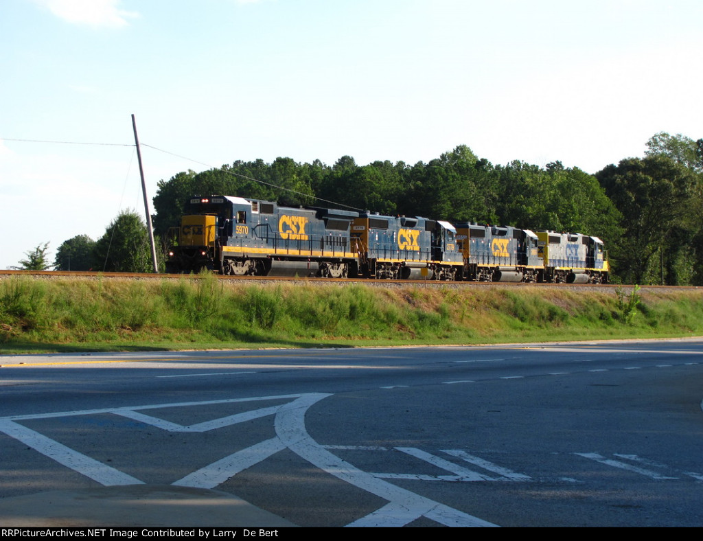 CSX 5970 Moving power to Tilford